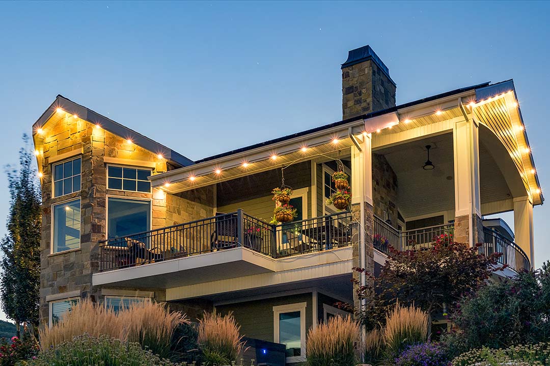 Trimlight Classic Bulb Product Info | Permanent Outdoor Soffit Lights